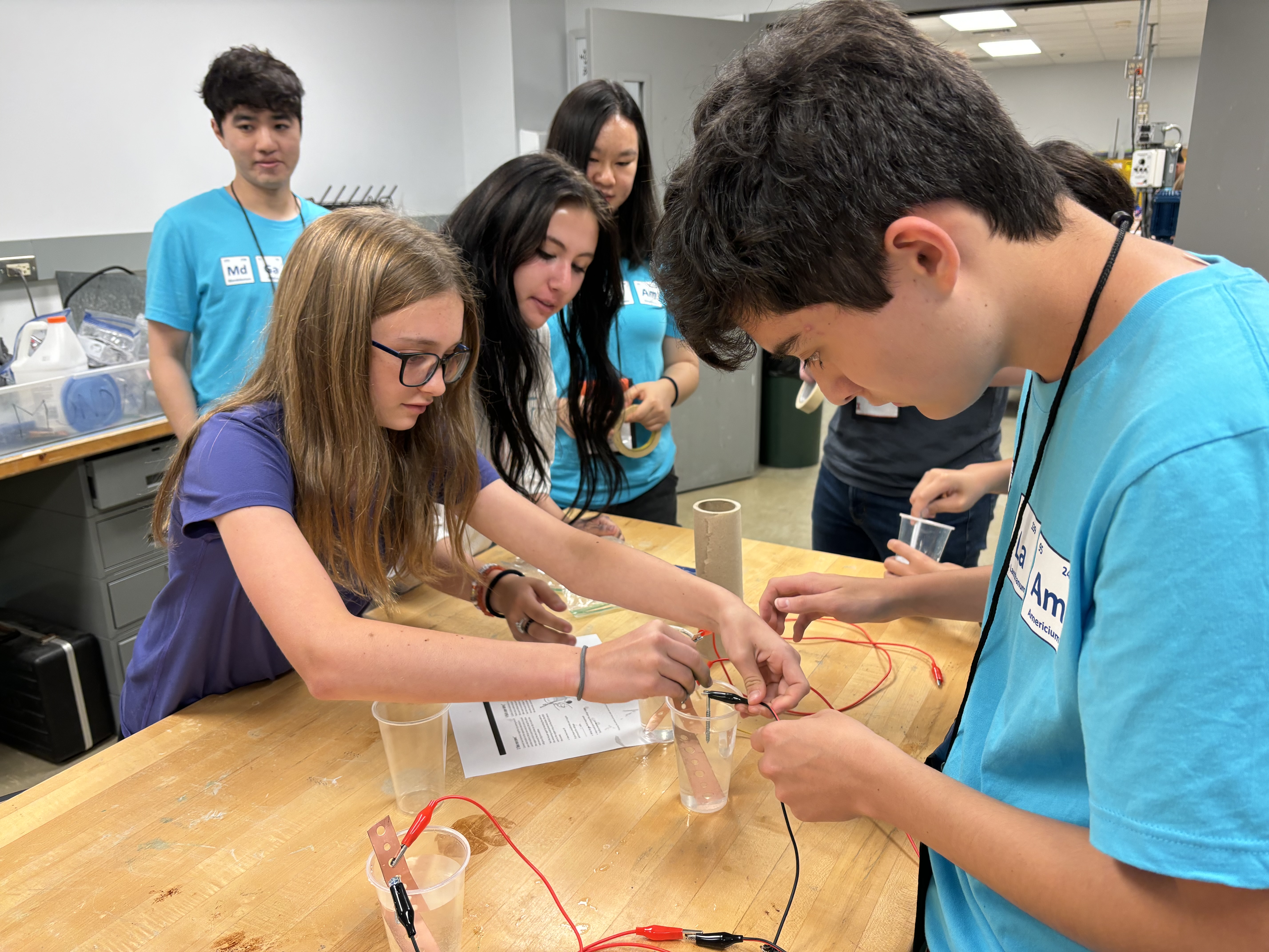 Fun, learning at center of materials summer camp | Materials Science & Engineering | Illinois